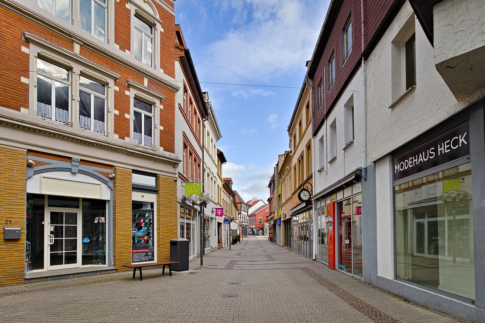 Spaziergang in Alzey an einem schönen Morgen im April Foto & Bild ...