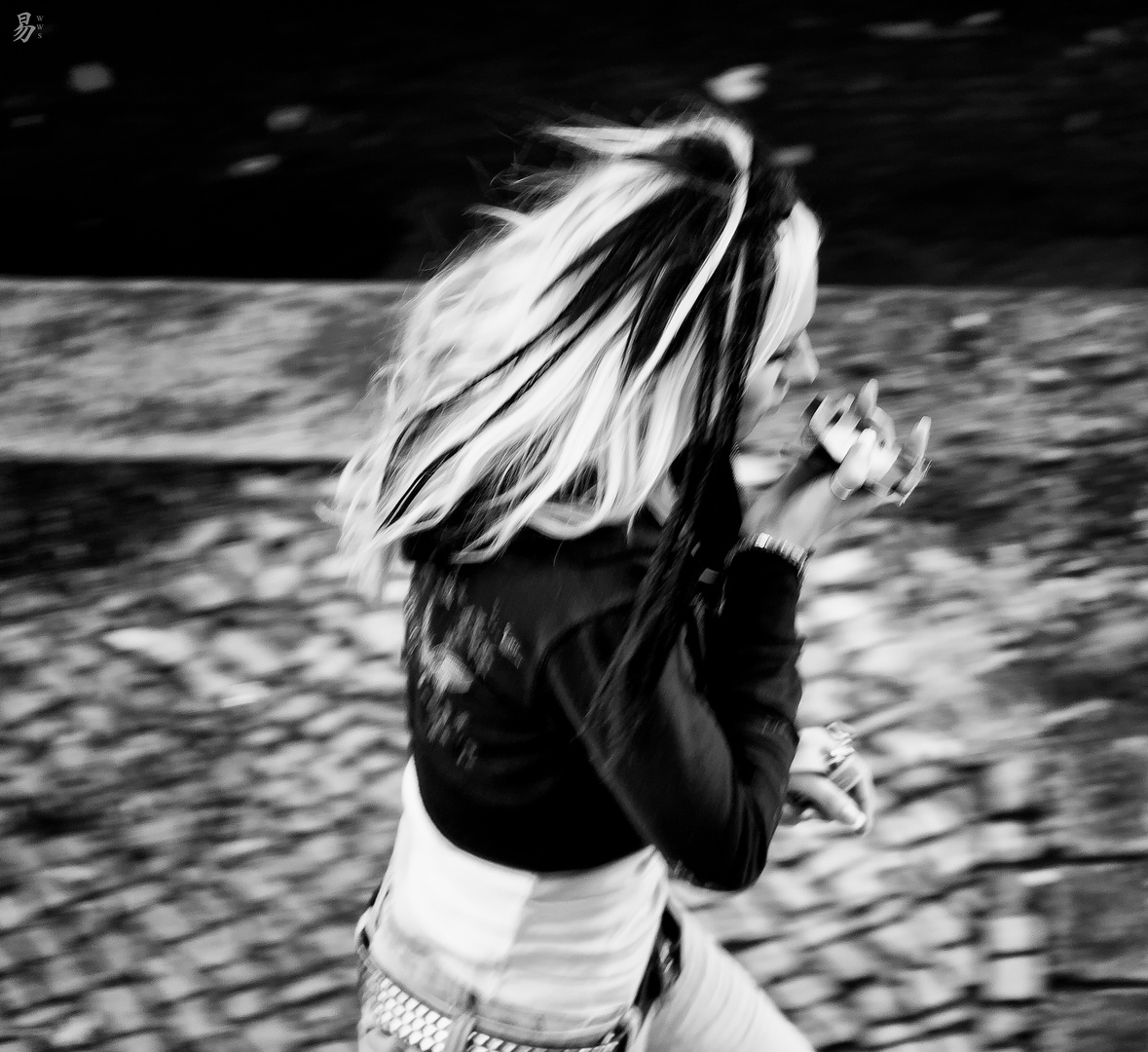 speed.speech.fast.talking Foto & Bild | art, people, street Bilder auf ...