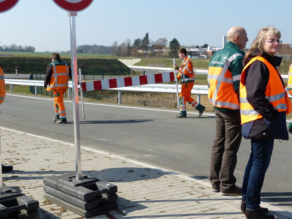 Sperren geräumt ab 20 März 2014 Foto & Bild | architektur, straßen ...