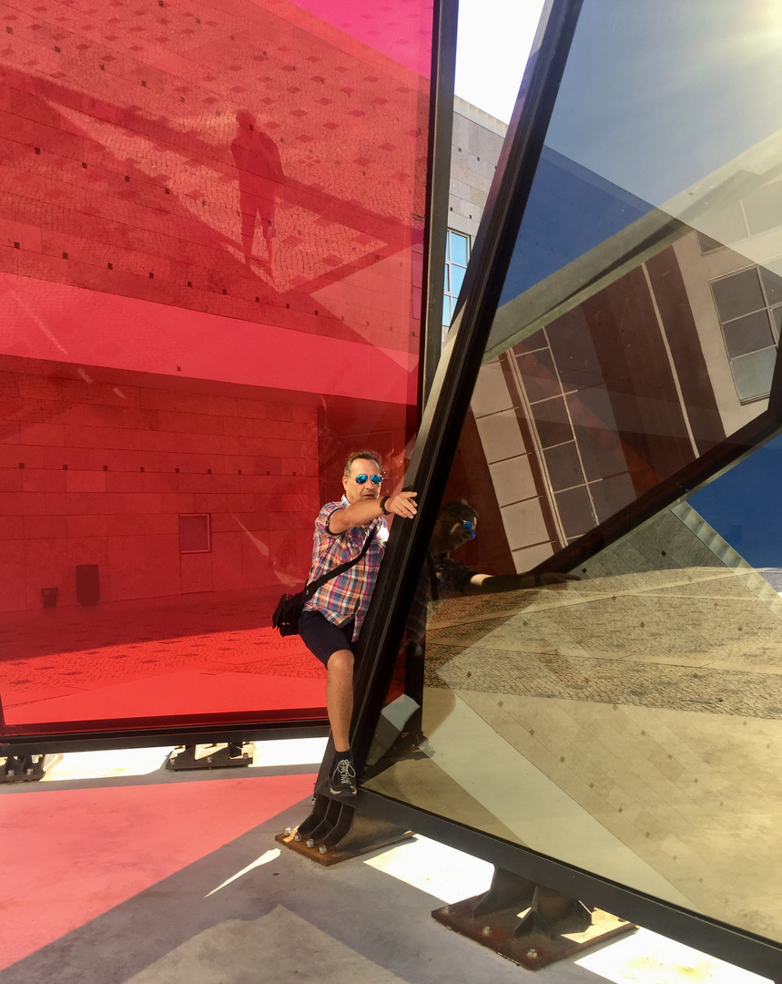 Spiegelung ... Foto & Bild | erwachsene menschen, portrait, streetfotografie mit menschen Bilder ...