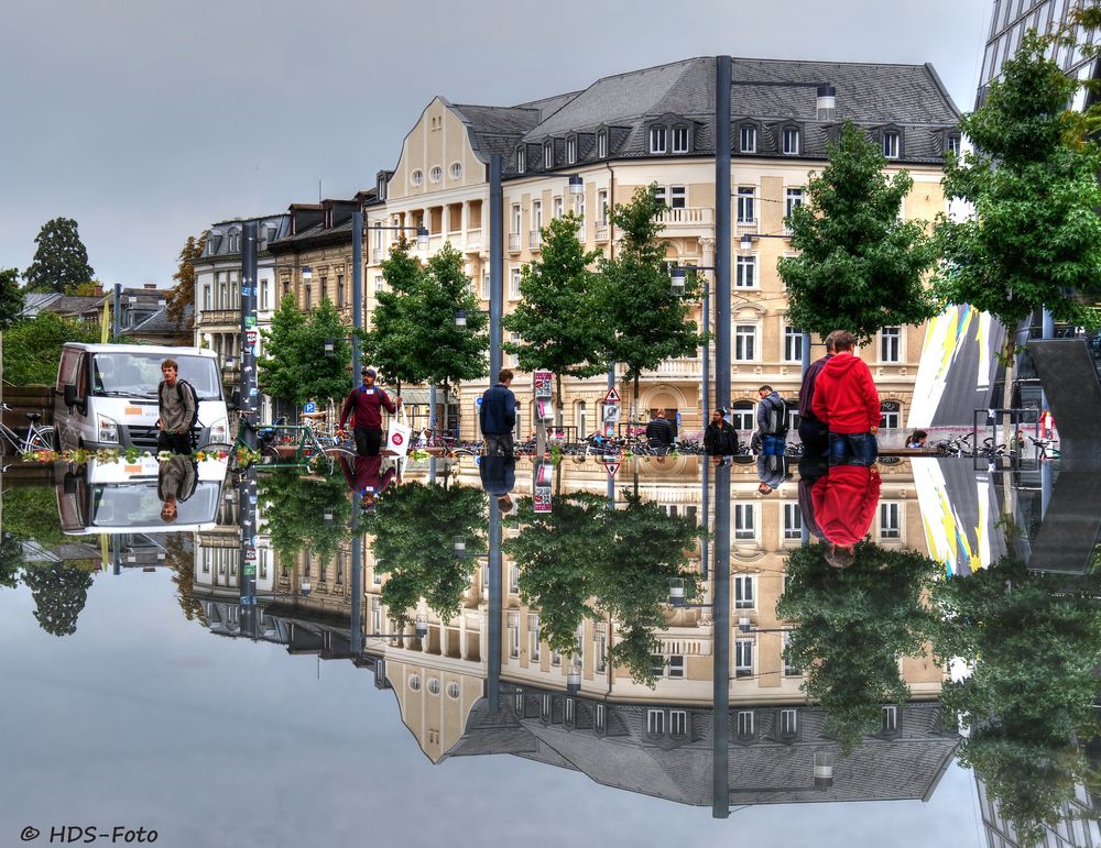 Spiegelung Foto & Bild | streetfotografie mit menschen, street: spontane portraits, fotos Bilder ...