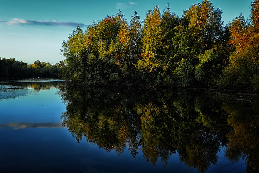 Spiegelung im Kiessee Foto & Bild | landschaft, jahreszeiten, herbst Bilder auf fotocommunity
