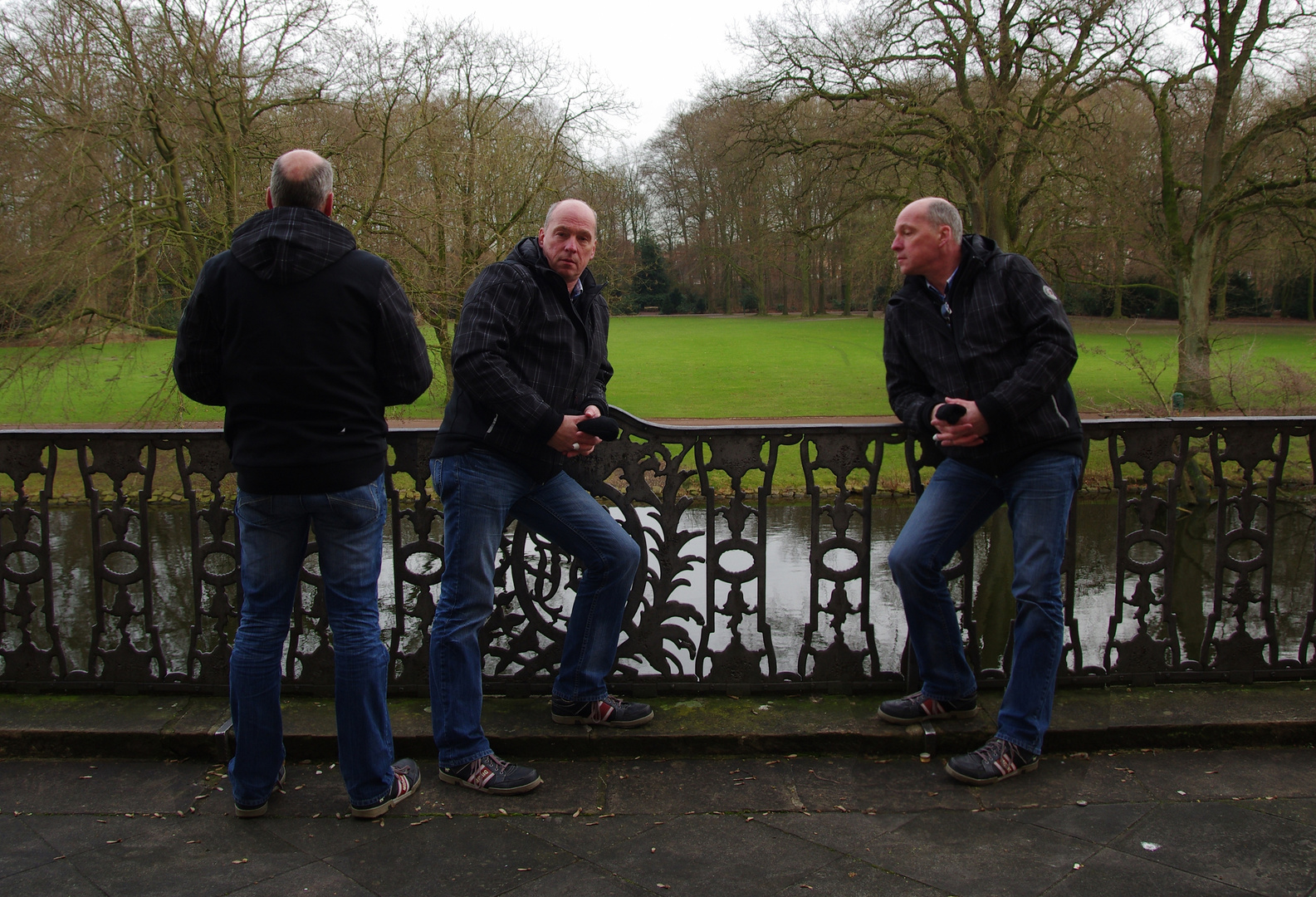 Spielerei Selbstportrait Foto & Bild | erwachsene menschen, zwillinge & co, mehrere menschen ...