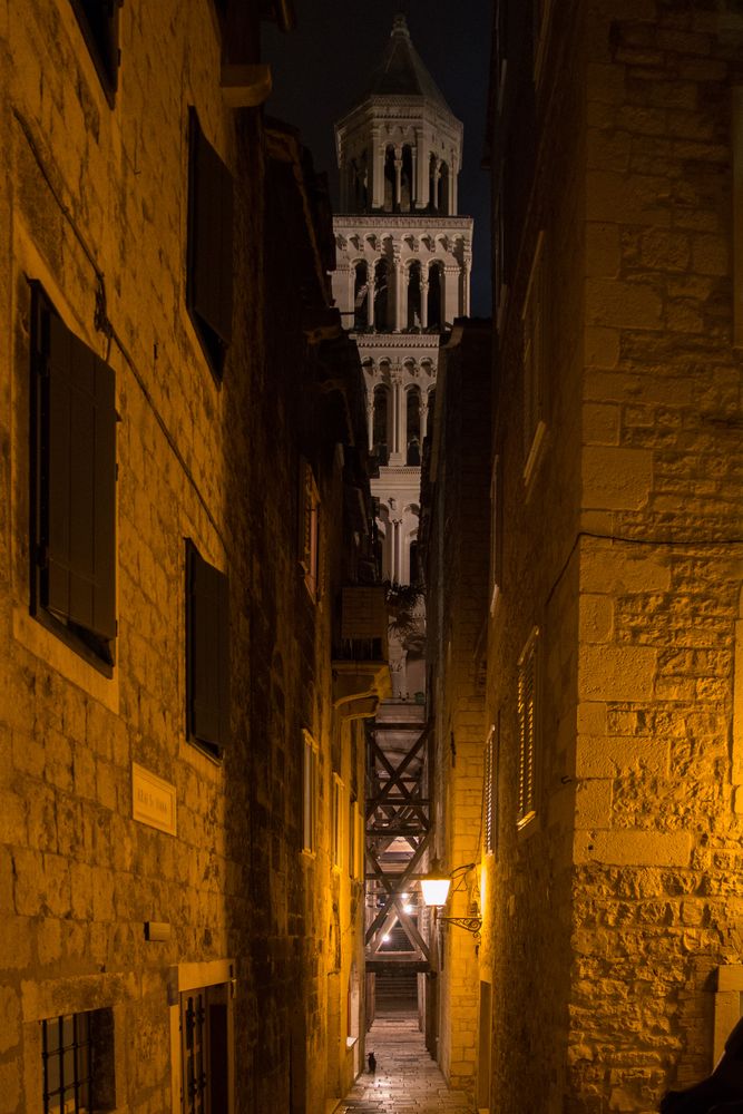 Split Altstadt 2 Foto & Bild | nacht, split stadt, world Bilder auf ...
