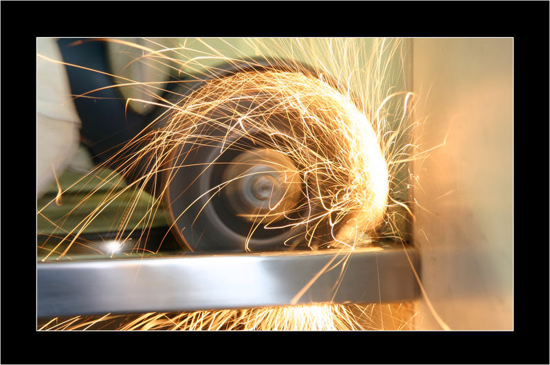 Sprühende Funken Foto & Bild | experimente, speed, spezial Bilder auf ...