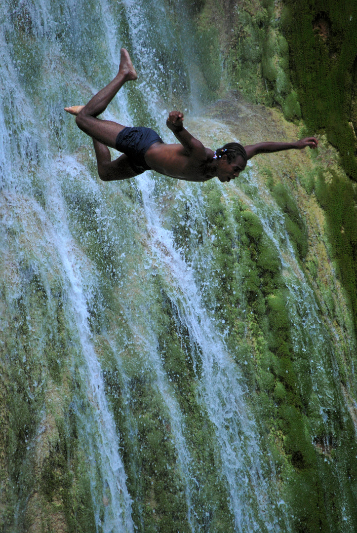Sprung Foto & Bild | world, baden, wasserfall Bilder auf fotocommunity