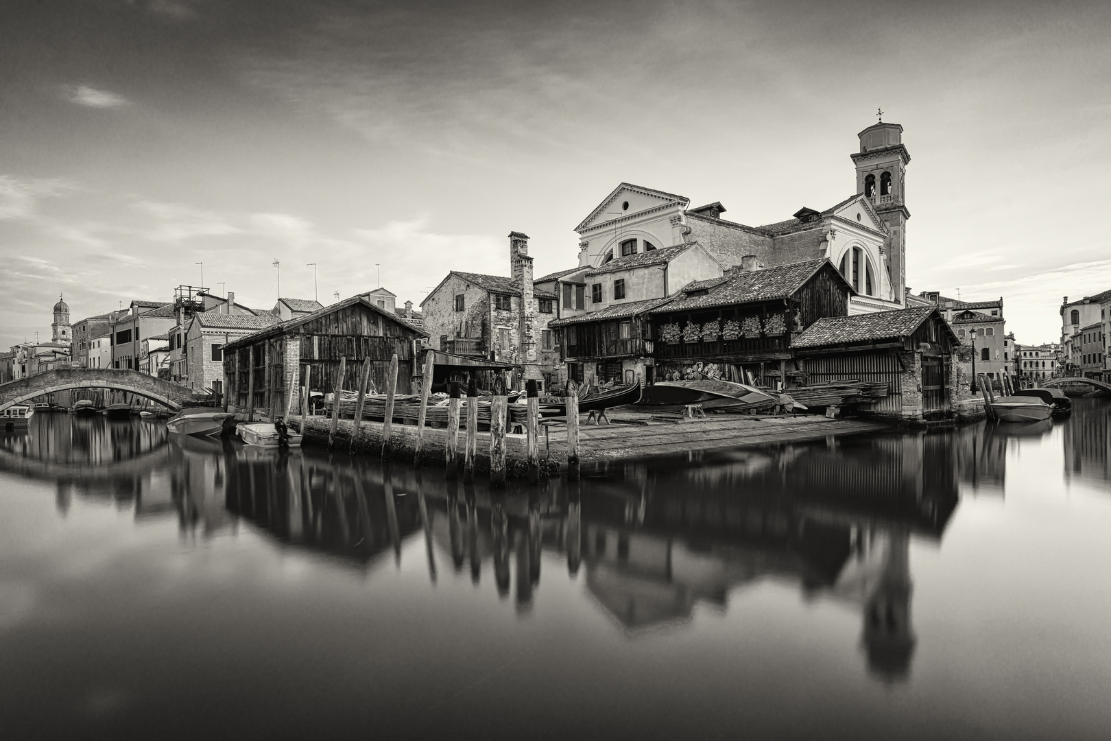 Squero San Trovaso Foto & Bild | bw, spezial, wasser Bilder auf ...