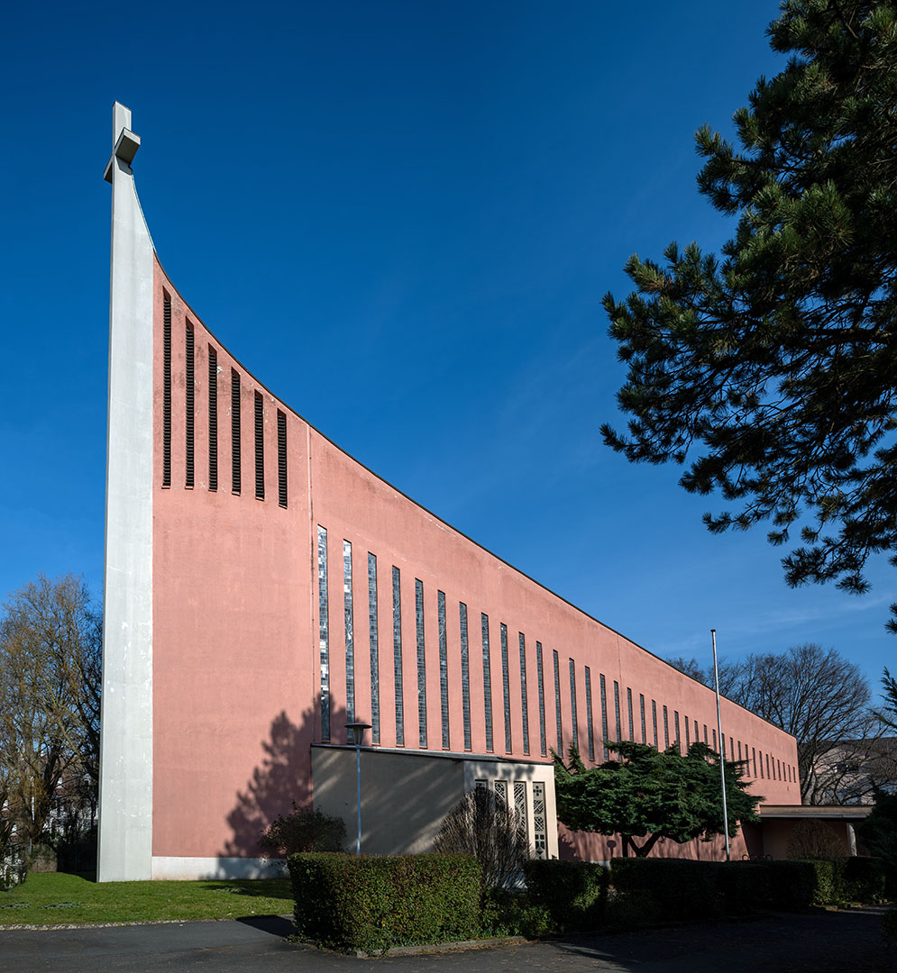 St. Christophorus Foto & Bild | kirchen, architektur, frankfurt am main ...