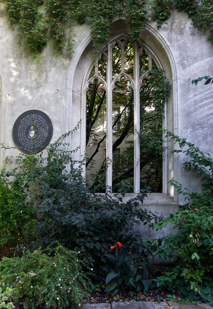 st. dunstan in the east mit durchblick Foto & Bild | architektur ...