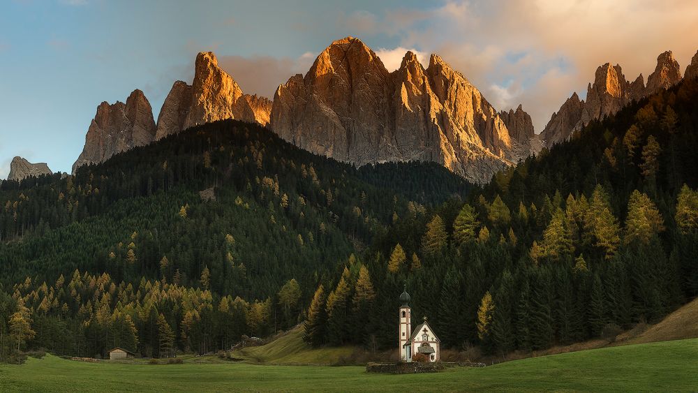 St. Johann in Ranui - Geißlerspitzen - Villnößtal - Südtirol Foto ...