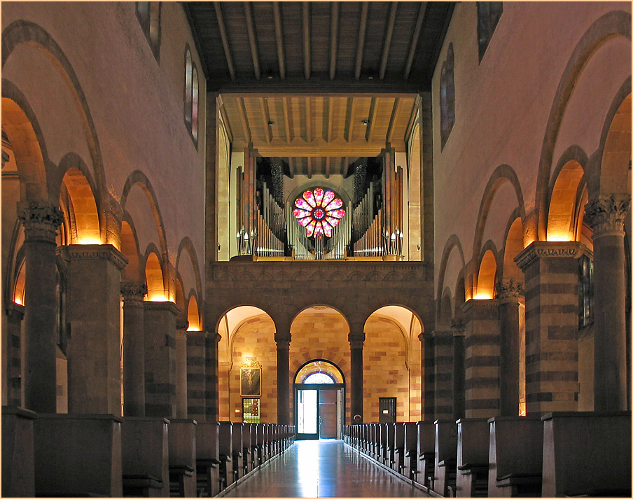 St.-Willibrordus-Basilika, Echternach (L) Foto & Bild | architektur, sakralbauten ...
