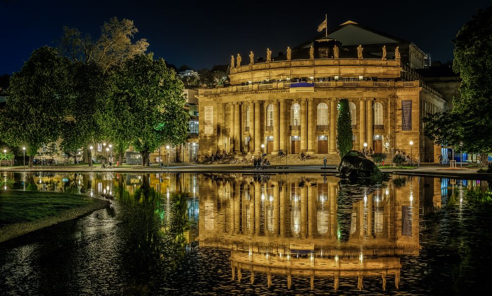 Staatstheater Foto & Bild | world, frühling, staatstheater Bilder auf ...