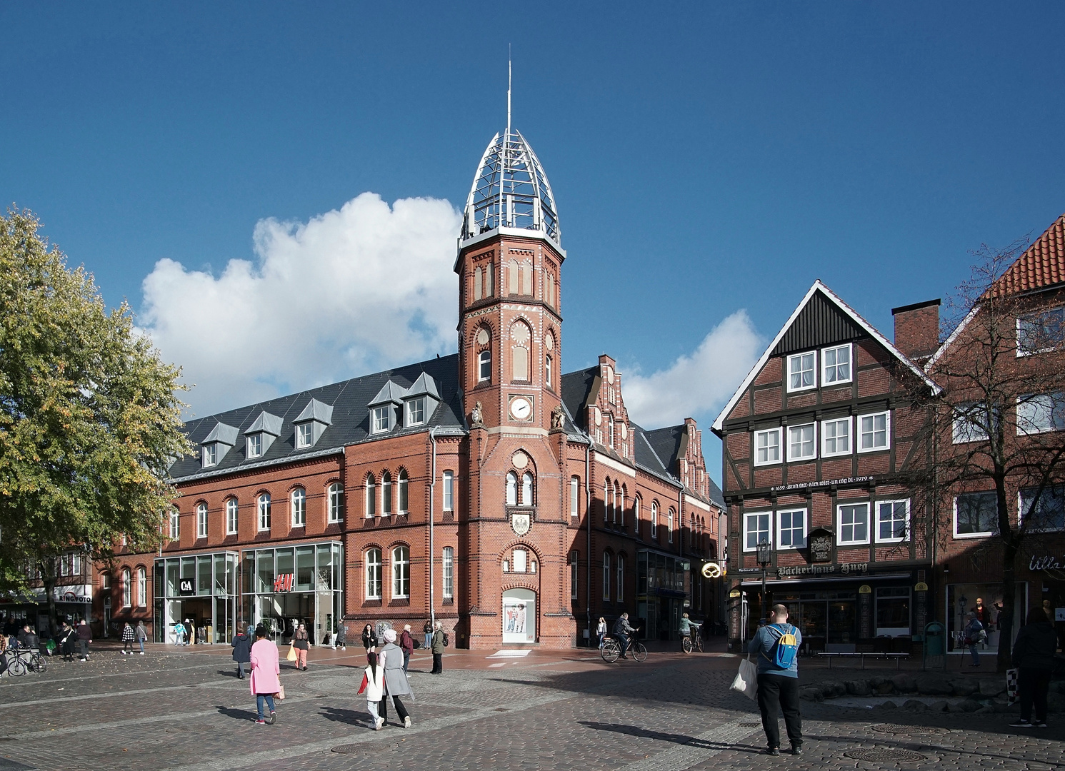 Stade Foto & Bild | architektur, deutschland, europe Bilder auf ...