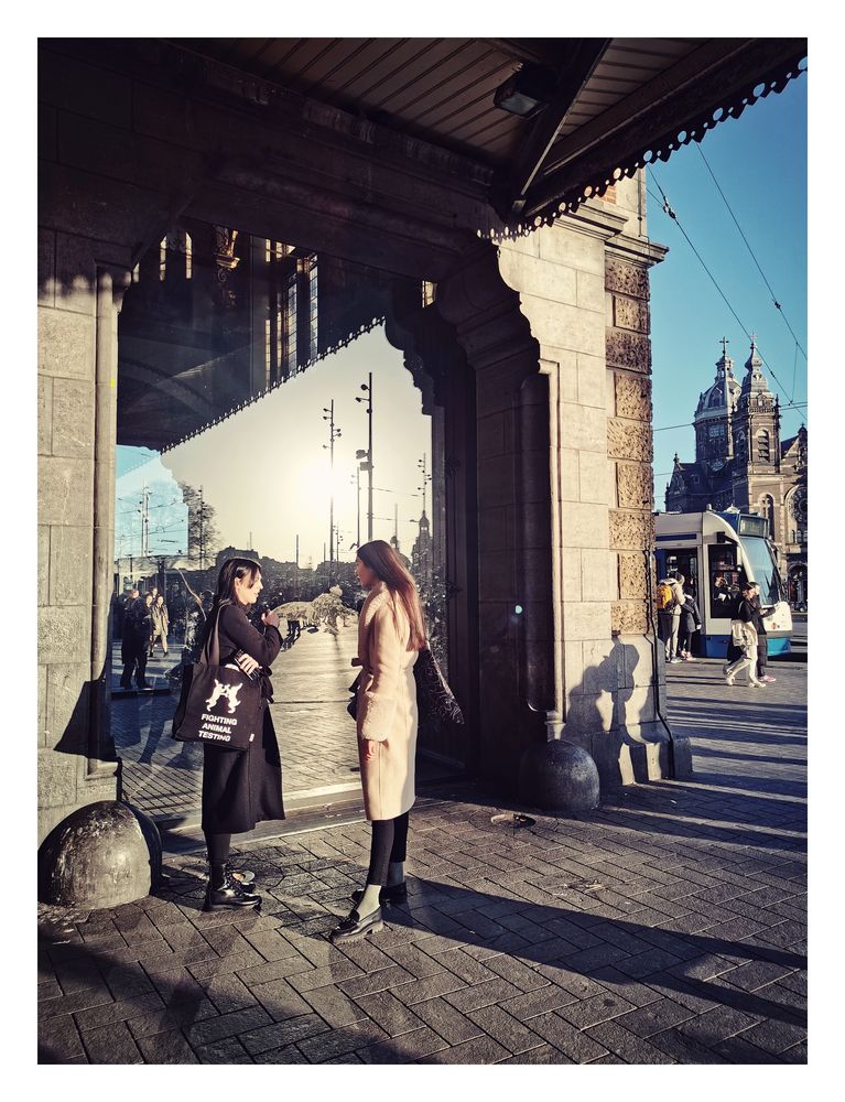 Stadt-Gespräch Foto & Bild | europe, benelux, streetfotografie mit menschen Bilder auf fotocommunity