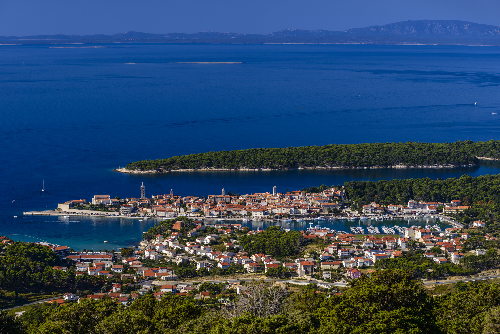Stadt Rab, Insel Rab, Kroatien Foto & Bild | wasser, kirche, meer ...
