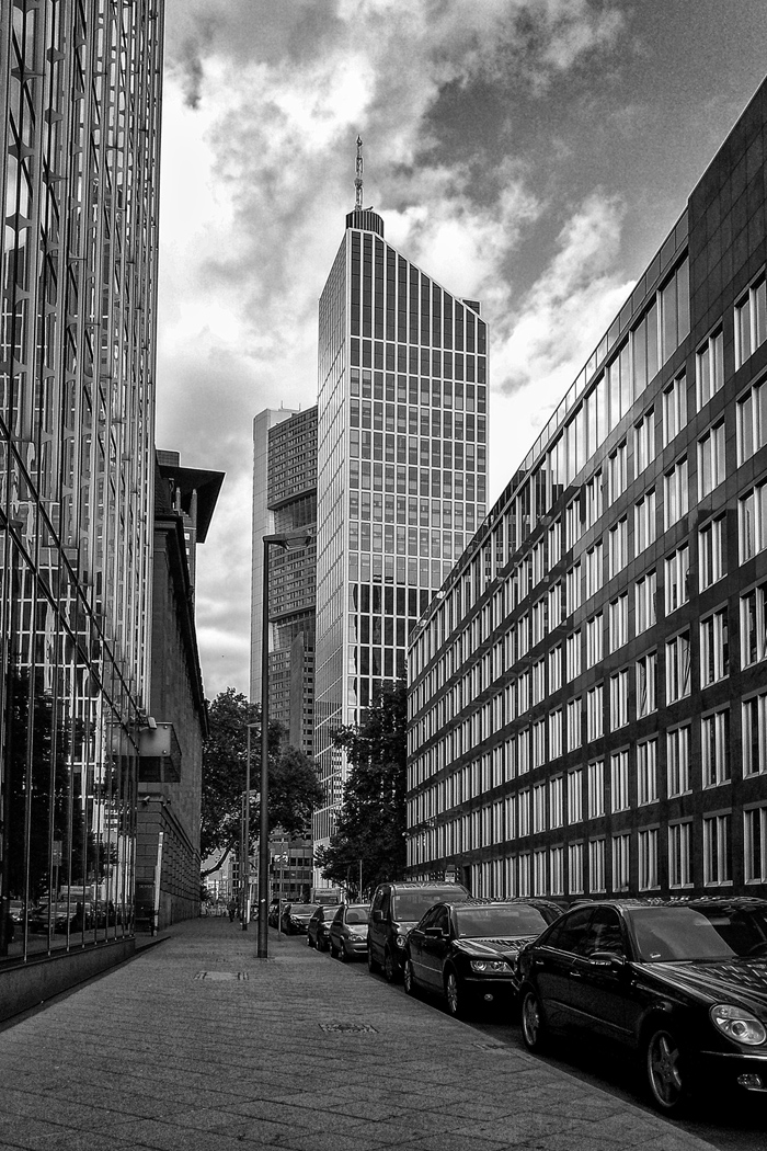 Stadtlandschaft Foto & Bild | architektur, stadtlandschaft, hochhaus Bilder auf fotocommunity