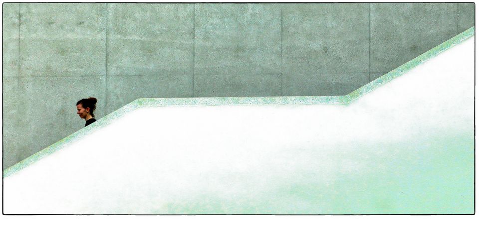 stair walk Foto & Bild | portrait, streetfotografie mit menschen ...