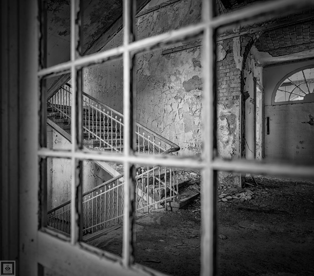 Staircase_ Foto & Bild | architektur, lost places, monochrom Bilder auf ... Staircase_ Foto & Bild | architektur, lost places, monochrom Bilder auf ...