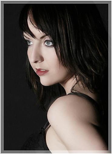Stare....... Foto & Bild | portrait, portrait frauen, studio Bilder auf ...