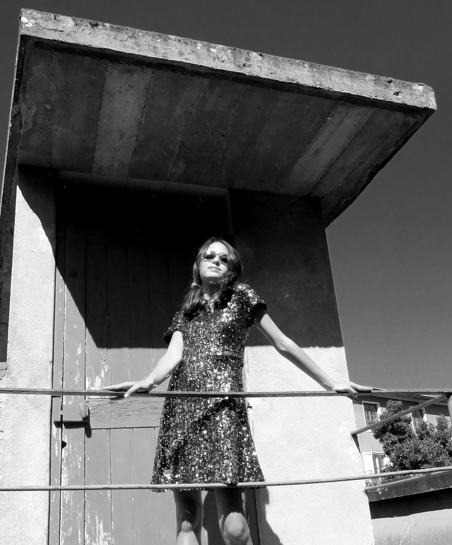 Starlette en noir et blanc ! photo et image | personnes, images en noir ...