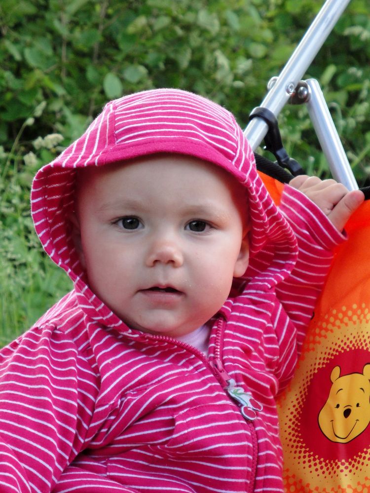 staunendes Beobachten Foto & Bild | kinder, babies, menschen Bilder auf fotocommunity