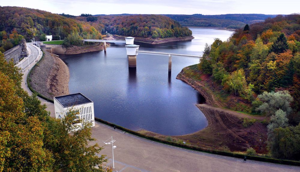 Stausee Foto & Bild | world, oktober, wald Bilder auf fotocommunity