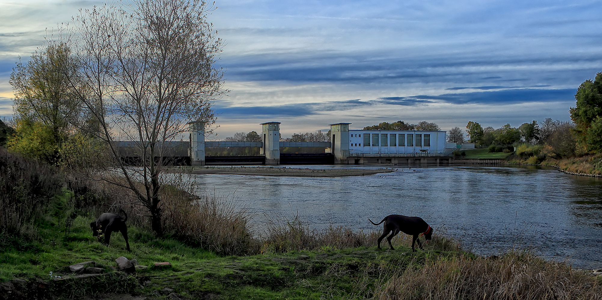 Staustufe Petershagen Foto & Bild | industrie und technik, landschaft ...