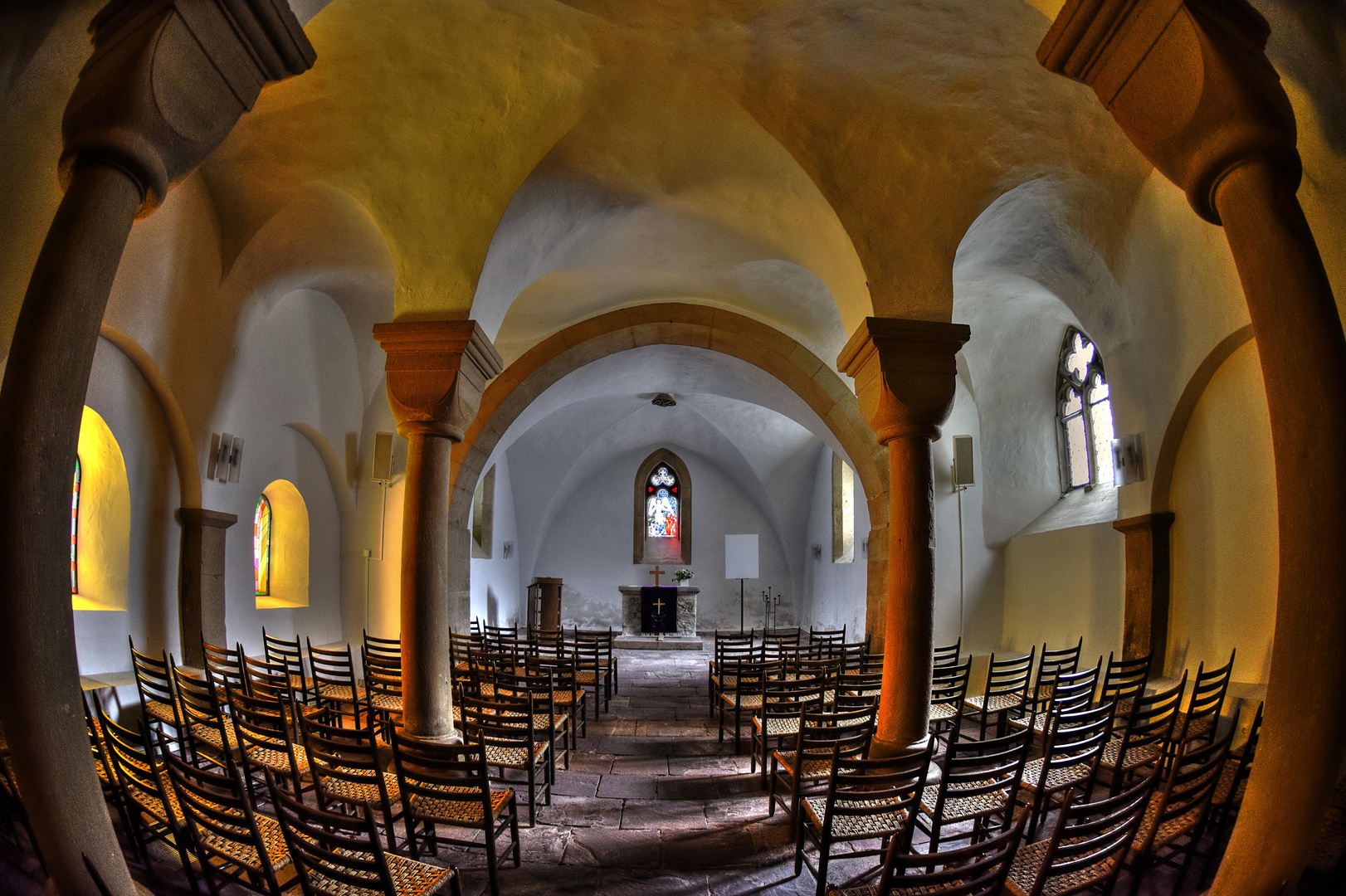 St.Bonifatius Hameln Krypta Foto & Bild | architektur, sakralbauten, innenansichten kirchen ...
