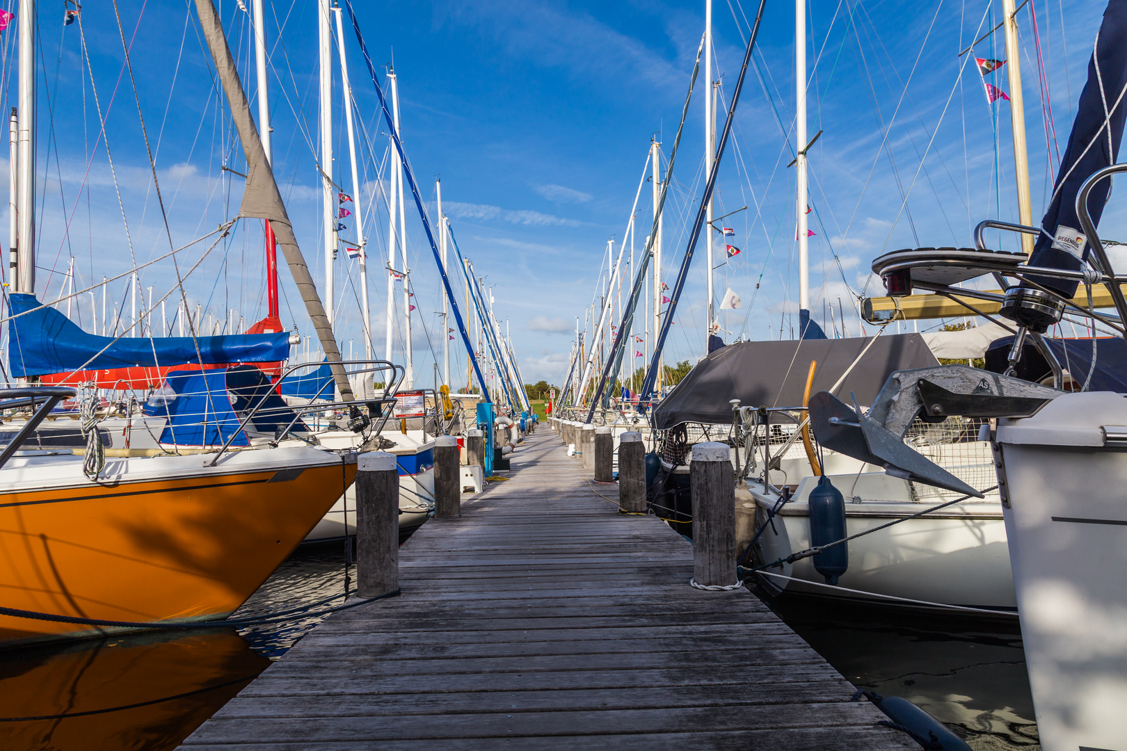 Steg am Yachthafen Foto & Bild | world, outdoor, nordsee Bilder auf ...