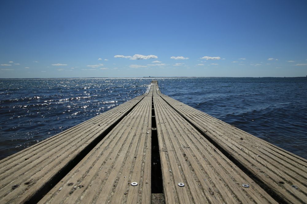 Steg bis zum Horizont? Foto & Bild | abstraktes, landschaft, meer ...