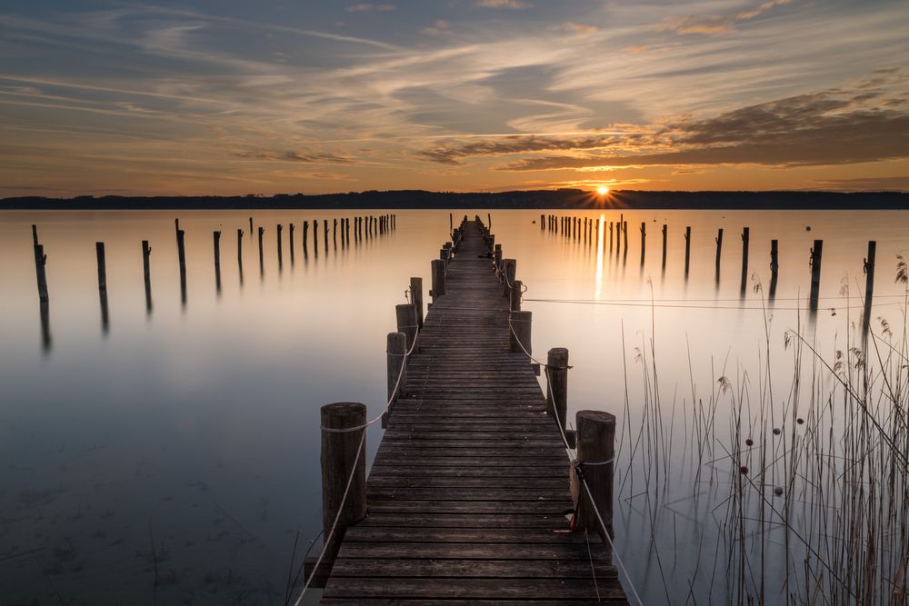 Steg zum Sonnenaufgang am Ammersee Foto & Bild | deutschland, europe, bayern Bilder auf ...