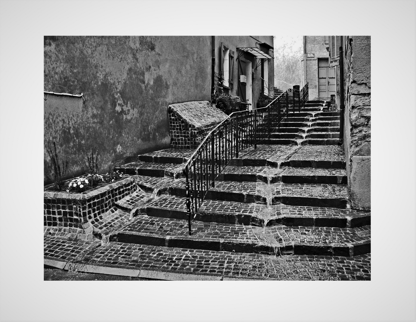 Steil und schmal . . . Foto & Bild | architektur, europe, france Bilder ...