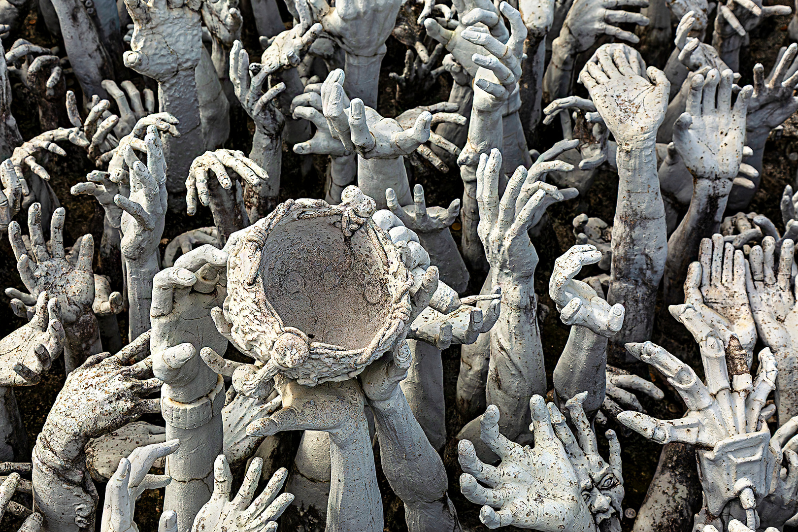 Steinerne Hände Foto & Bild | world, asien, religion Bilder auf ...