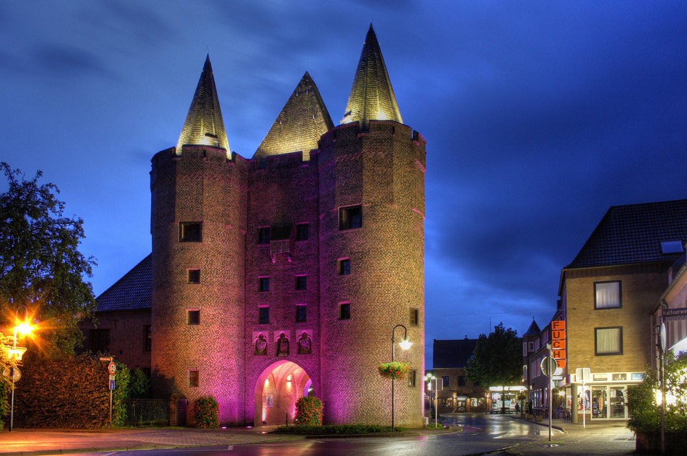 Steintor Goch Foto & Bild | architektur, stadtlandschaft, historisches ...