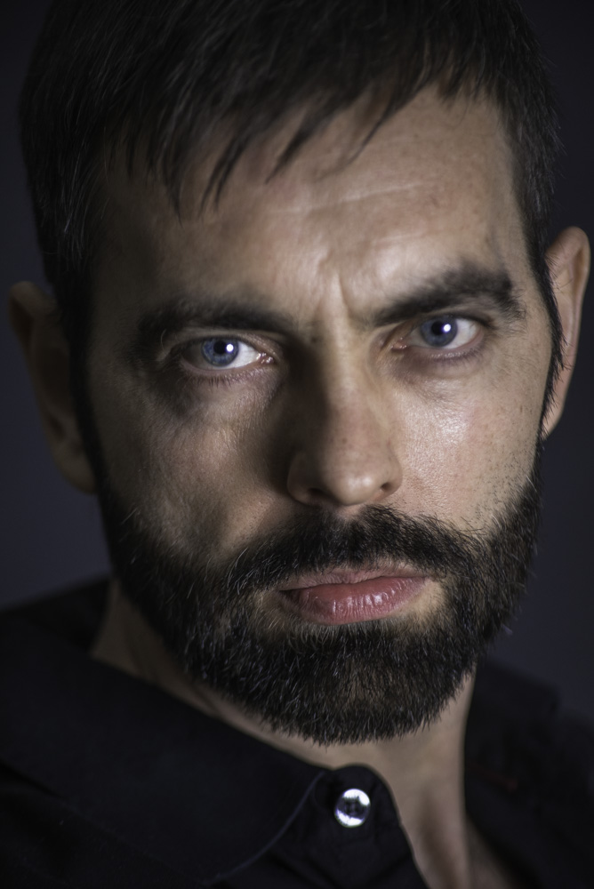 stern look.... Foto & Bild | fashion, männer, studio Bilder auf ...