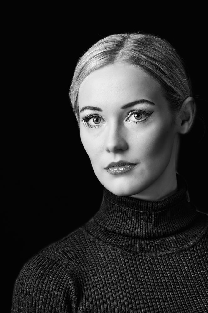 Stern [revisited] Foto & Bild | portrait, studio, woman Bilder auf ...