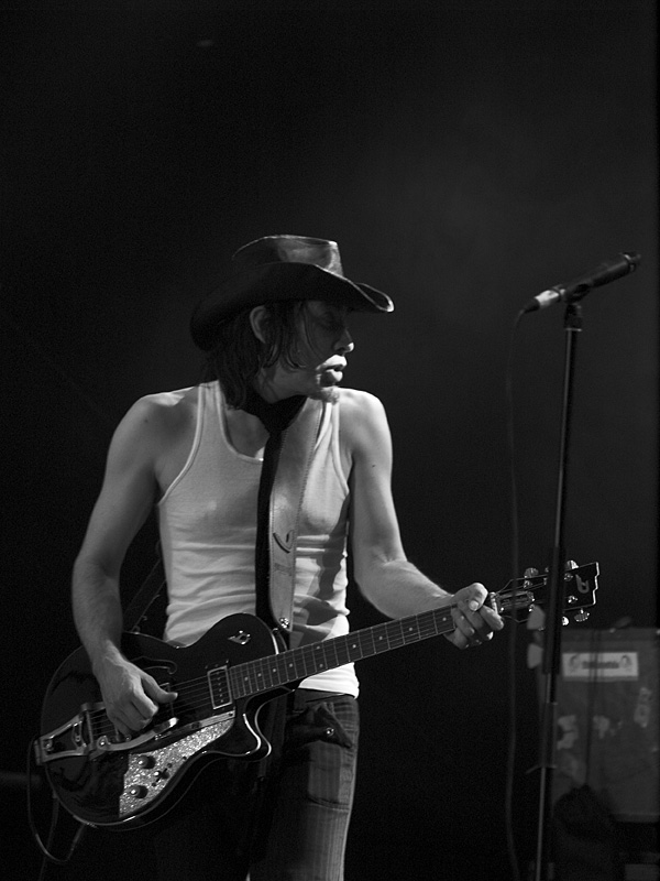 Steven Medina Hufsteter von »Tito & Tarantula« Foto & Bild ...