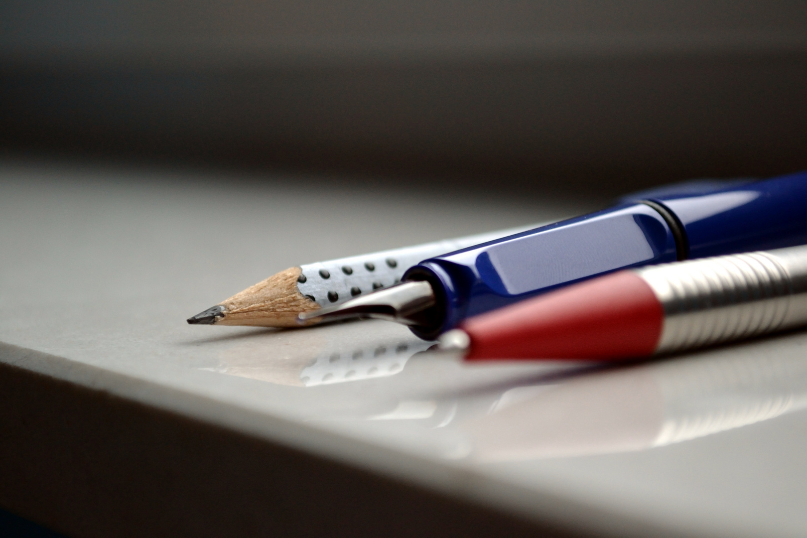 Stifte mit ausgeprägter Tiefenschärfe Foto & Bild | stillleben ...