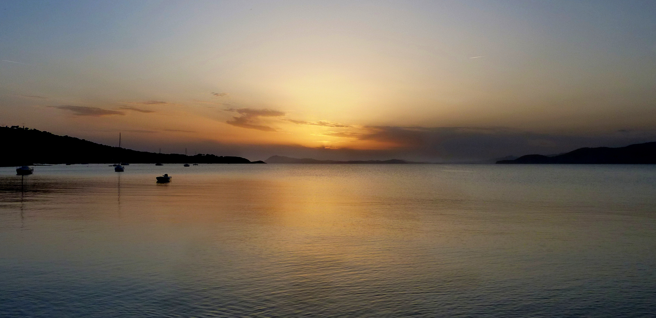 stilles meer Foto & Bild | sonnenuntergänge, himmel & universum, natur ...