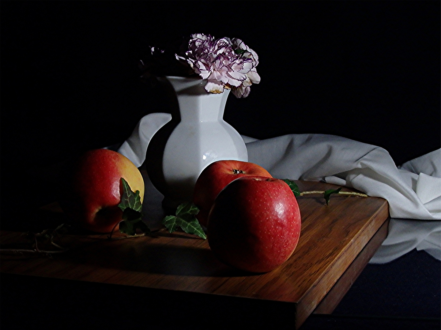 Stillleben mit Apfel Foto & Bild | stillleben, motive Bilder auf ...