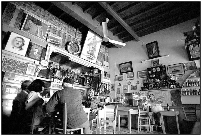 Sto Kafeneio Foto & Bild | europe, greece, east aegean islands Bilder ...