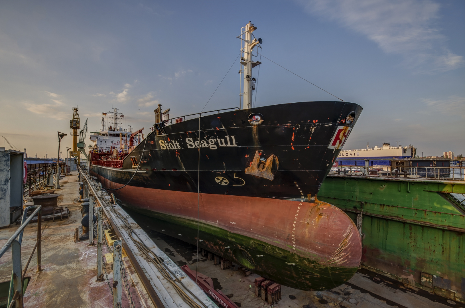 Stolt Seagull Foto & Bild | bremerhaven, dock, repair Bilder auf ...