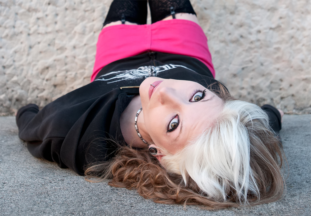 Stone Cold Foto & Bild | portrait, portrait frauen, outdoor Bilder auf ...