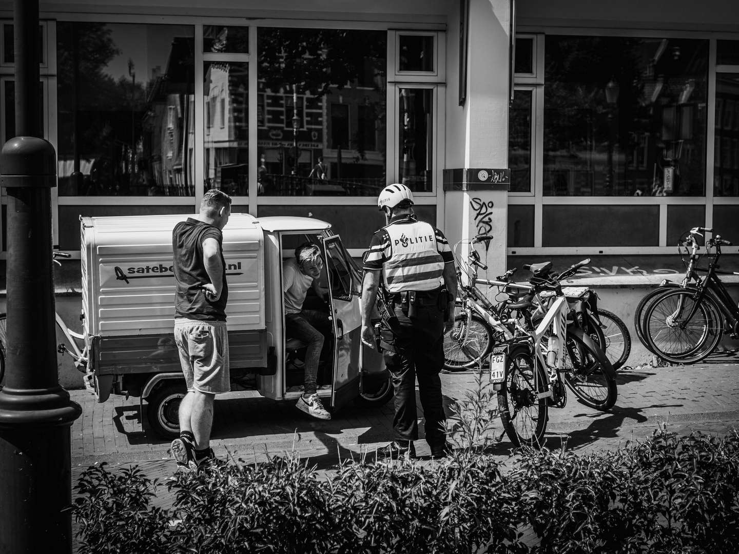 Stop Foto & Bild | europe, benelux, streetfotografie mit menschen Bilder auf fotocommunity