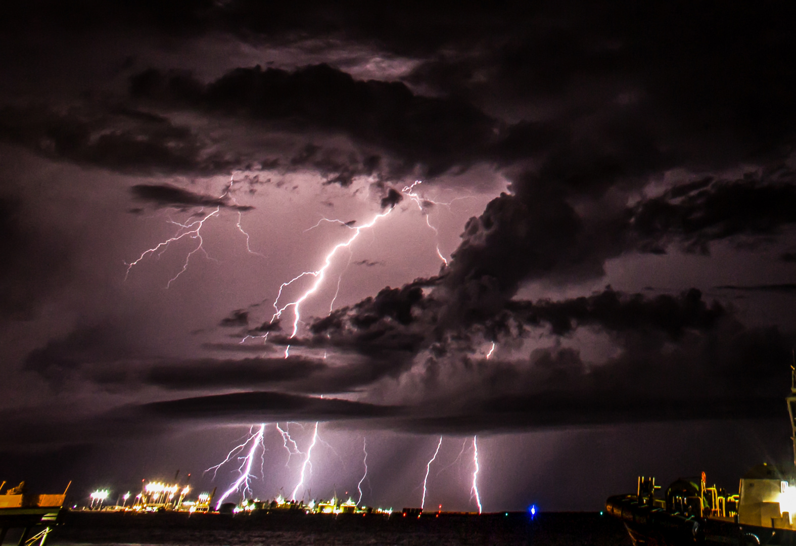 Stormy Night Foto & Bild | australia & oceania, australia, techniken ...