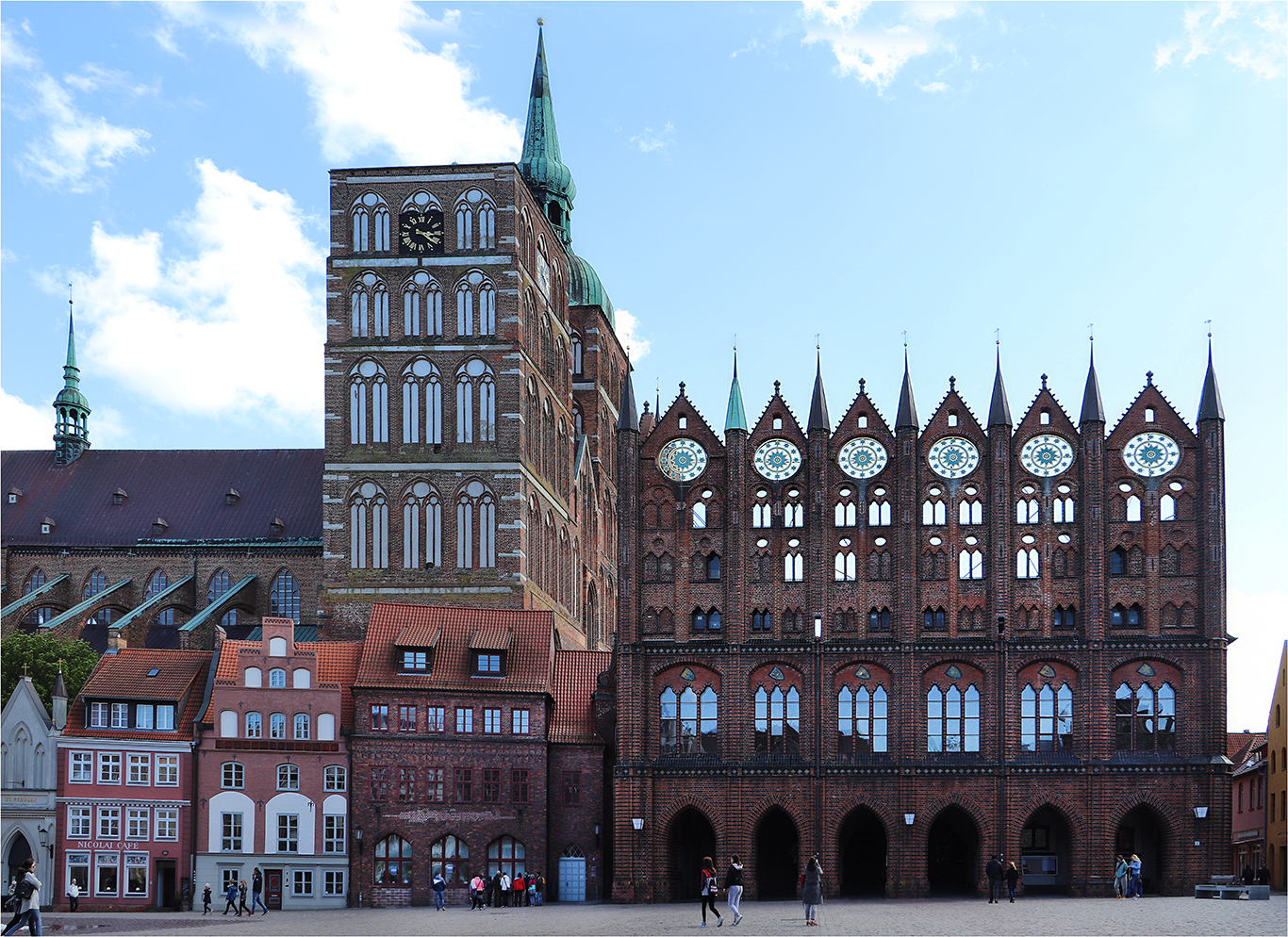 Stralsunder Rathaus Foto & Bild | deutschland, europe, mecklenburg ...