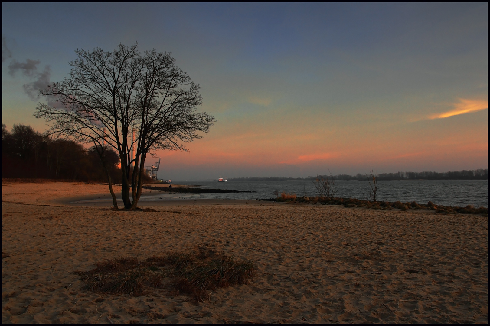 Strand am Abend - Foto & Bild | landschaft / moor, wasser, himmel ...