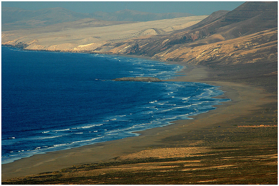 Strand, Berge und Meer ... Foto & Bild | europe, canary islands die ...