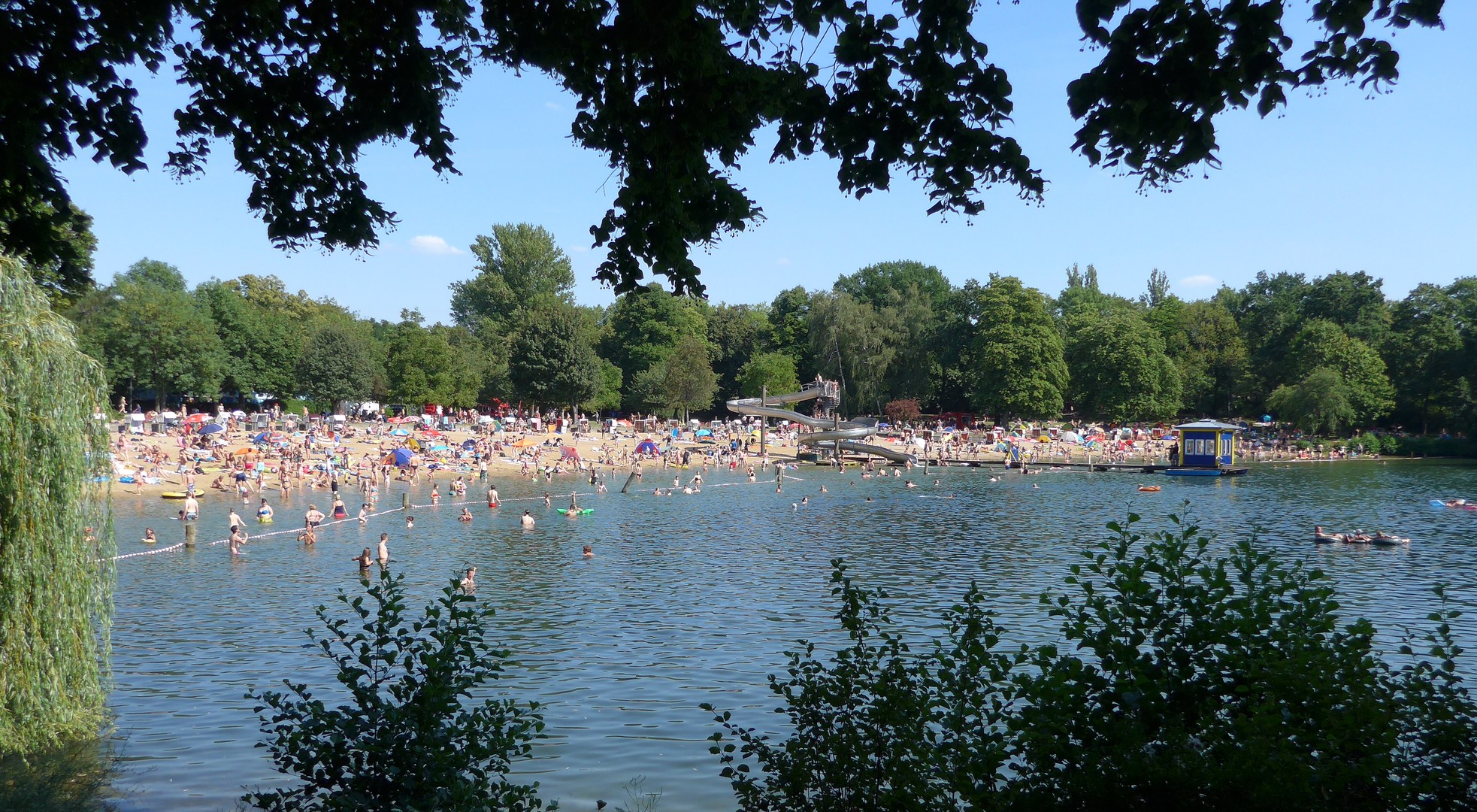 Strandbad Orankesee Foto & Bild | sommer, berlin, menschen Bilder auf ...