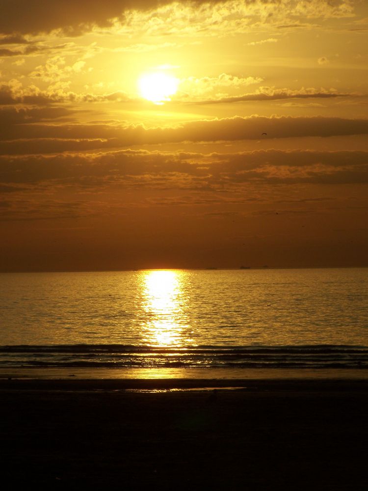 Strandbild Foto & Bild | sonnenuntergänge, himmel & universum ...